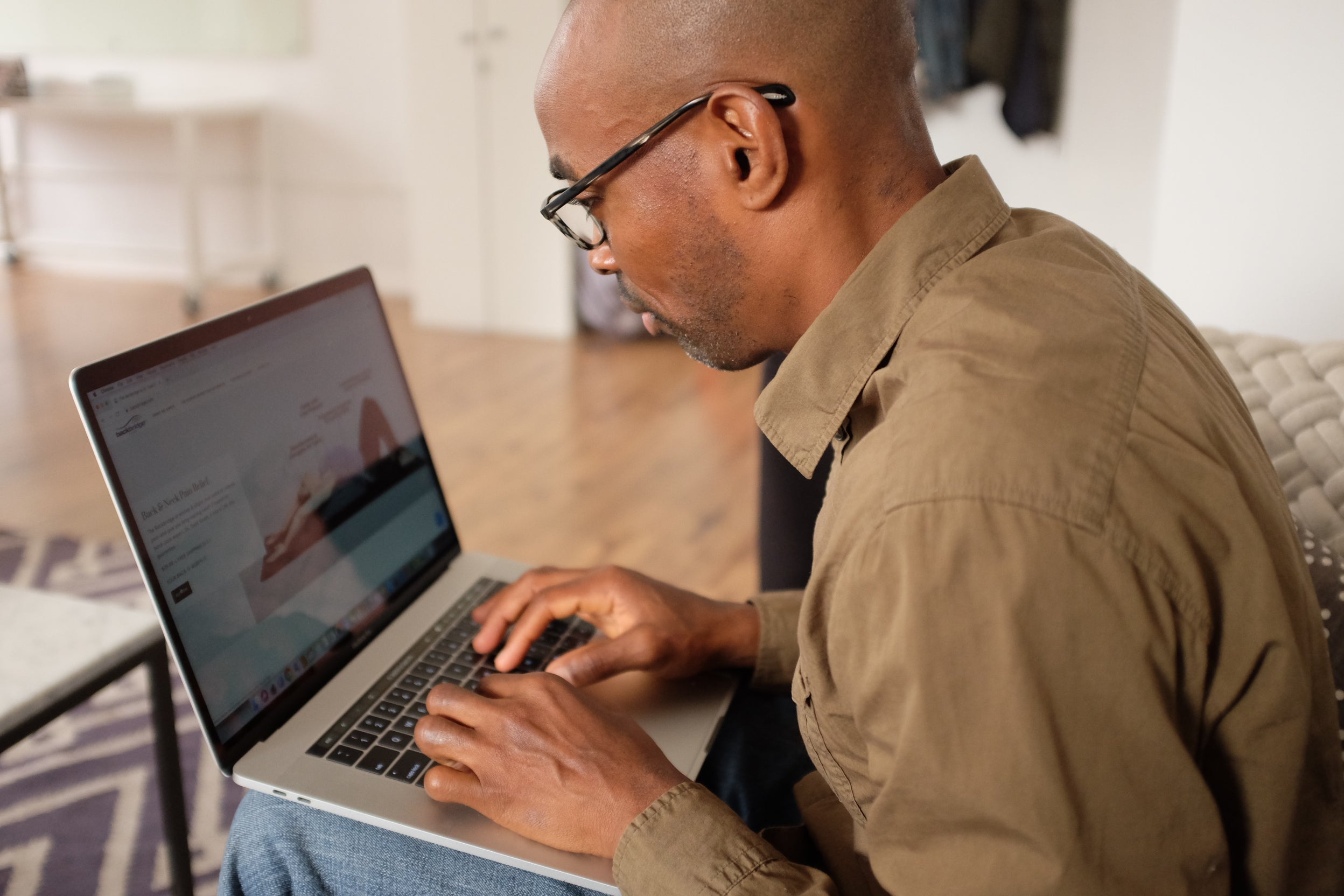 Let's talk tech neck and Dowager’s hump. – Dr. Todd Sinett